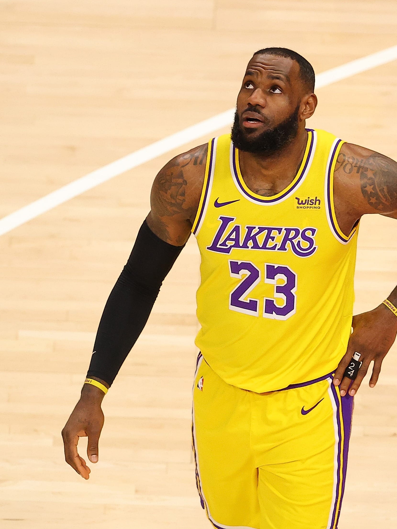 Lebron James Mvp Drakt NBA Cup: LeBron James Wins IST MVP As Los