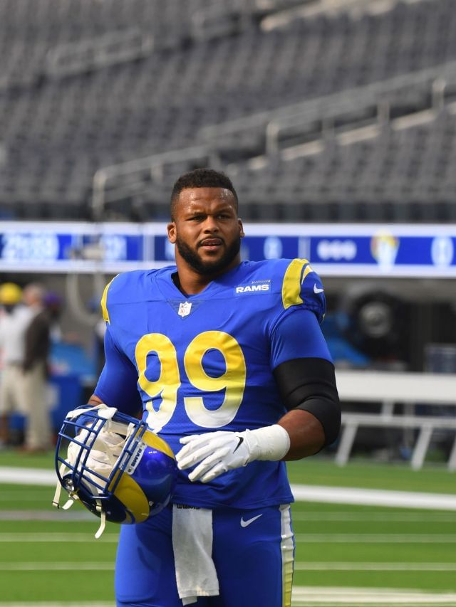 Aaron Donald 40 time: Is Rams DT faster than Myles Garrett ...