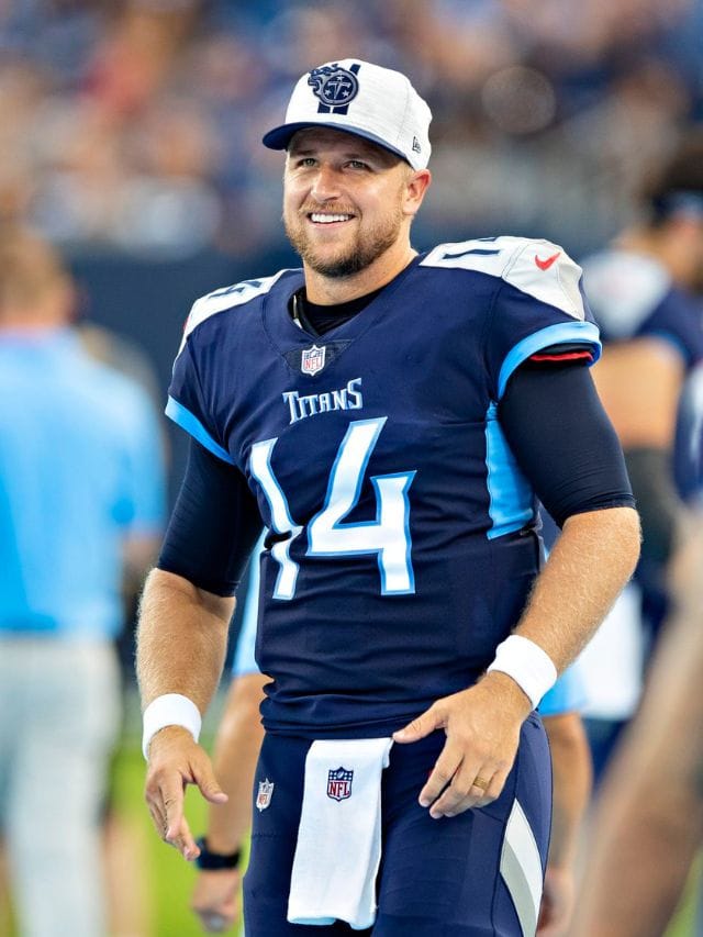 Giants signed Matt Barkley - Sportskeeda Stories