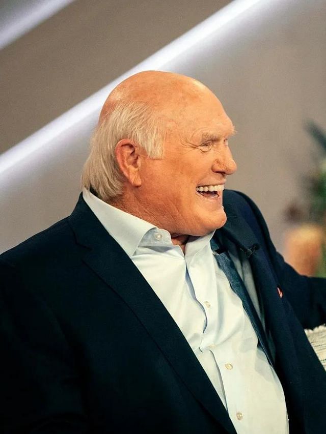 Fans want Bradshaw to retire - Sportskeeda Stories Fans want Bradshaw to retire - Sportskeeda Stories