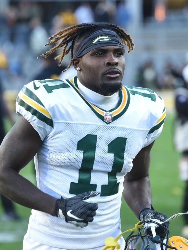 How much does Reed earn in Green Bay? - Sportskeeda Stories