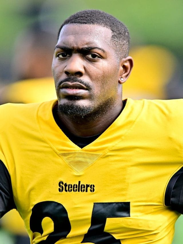 King took down Flacco in the game - Sportskeeda Stories